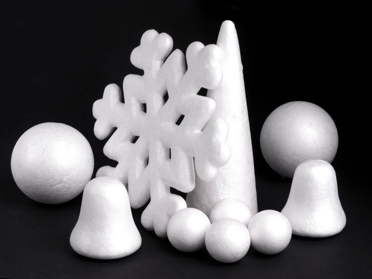 Styropor Formen zum Basteln und Filzen.